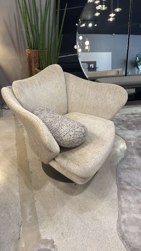 Il Loft Flower Accent Chair Chenille Fabric – ITALO DESIGN ONLINE OUTLET